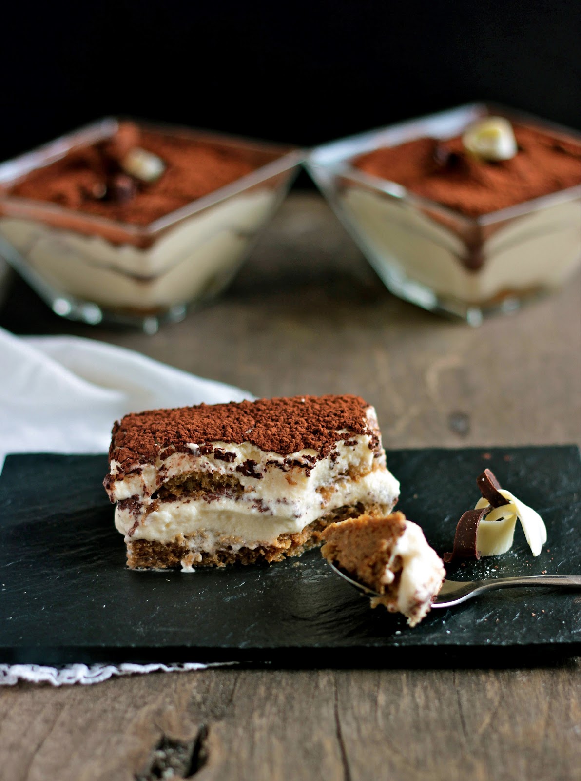 Hecho en la propriété: TIRAMISÚ EN DOS PRESENTACIONES