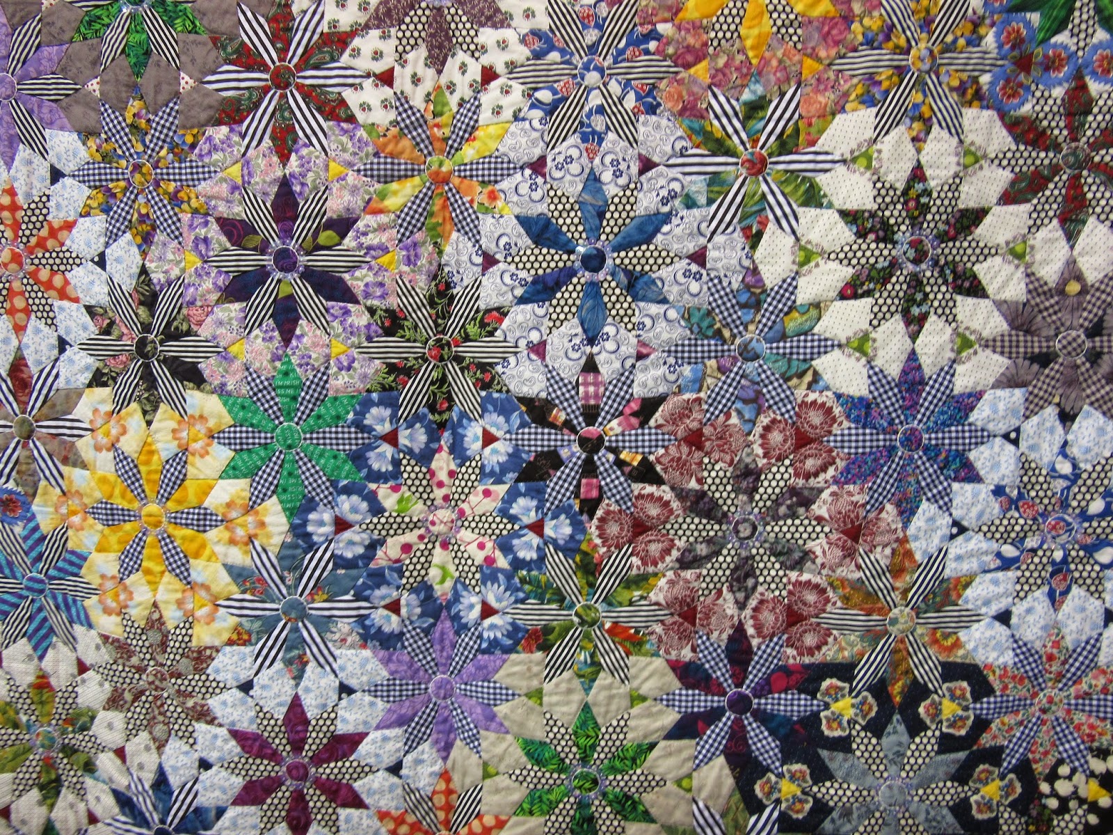 Queenie's Needlework: Tokyo International Great Quilt Festival - 7 More ...