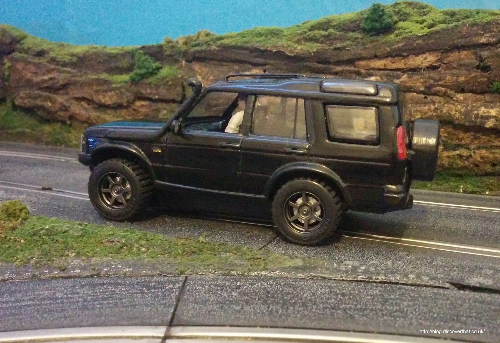 DiscoverThat - Journal: Discovery 2 Miniature