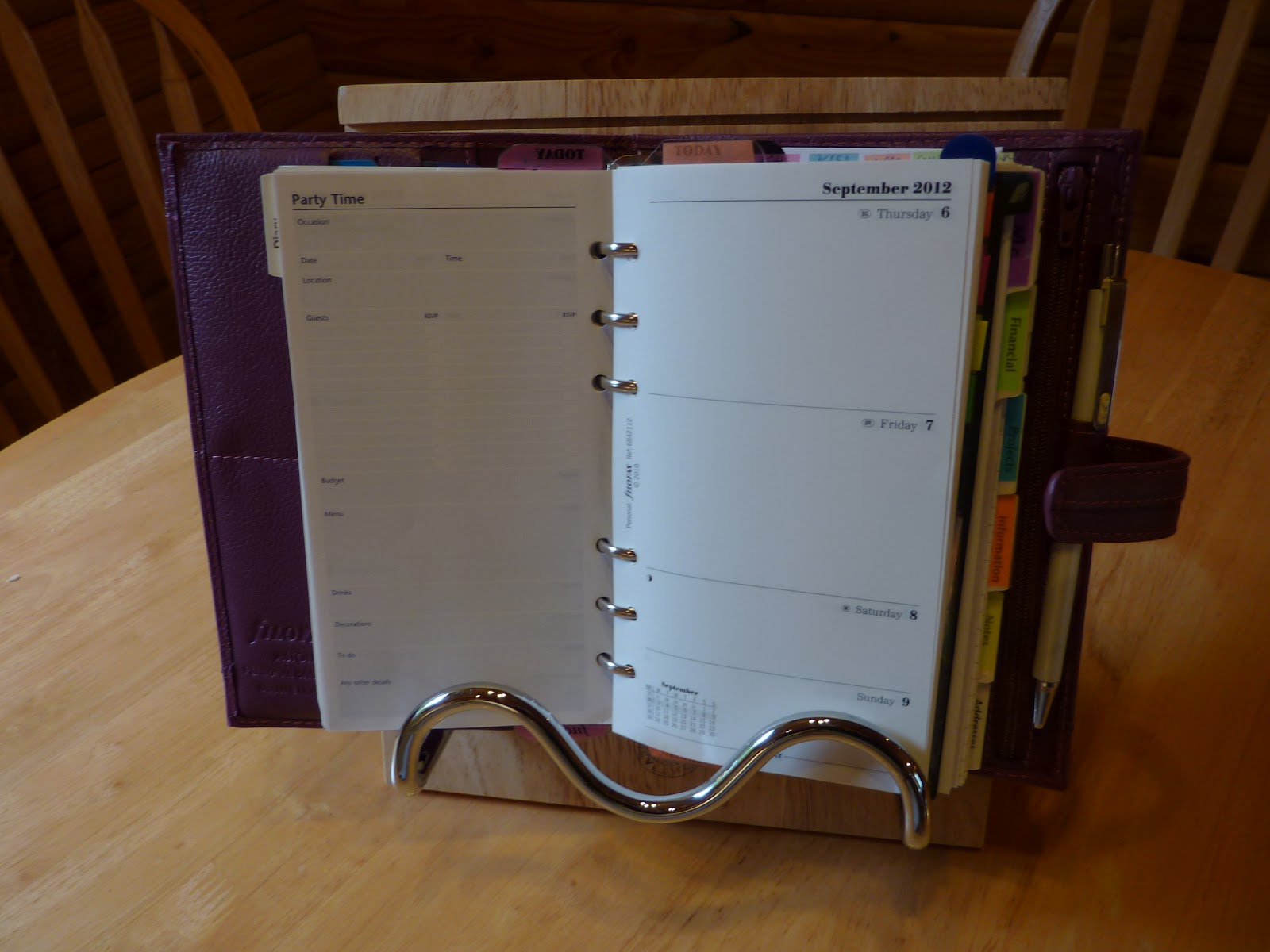 Plannerisms: Organised Mum Diary Stand, Pen Loop and 2013 Life Book Diary