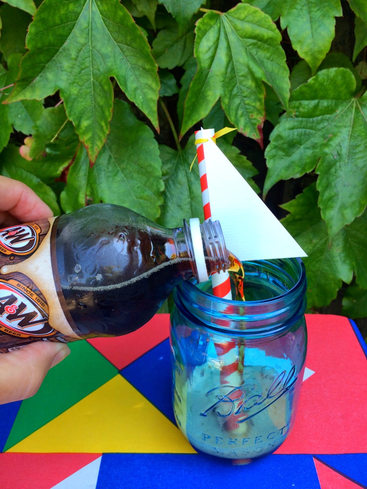 Jac o' lyn Murphy: Root Beer Boats - Nautical Ice Cream Fun
