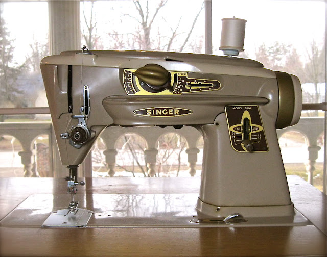 The Queen Of Re: Singer Slant O Matic 500a Rocketeer