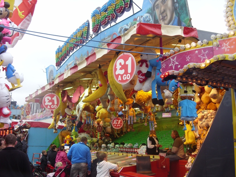 North East and Yorkshire Fun Fair Pics: Hull Fair 2011 Side Attractions ...