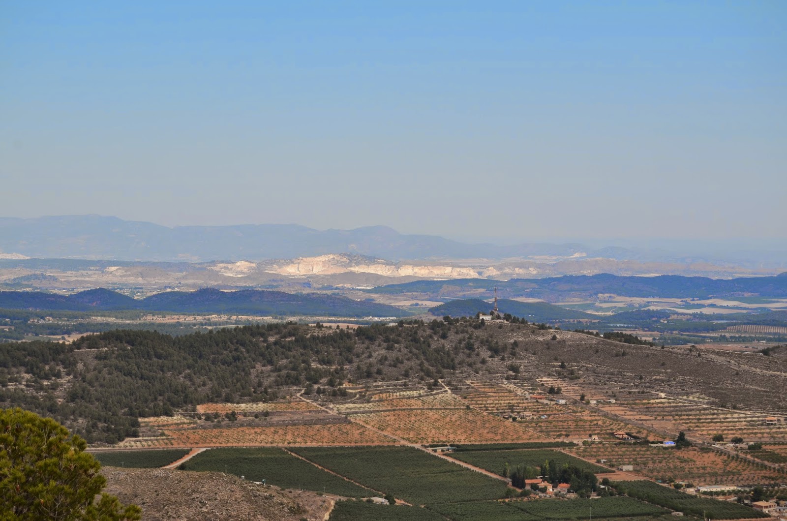 ANDAR PA HACER HUECO: BULLAS: SALTO DEL USERO-EL CASTELLAR