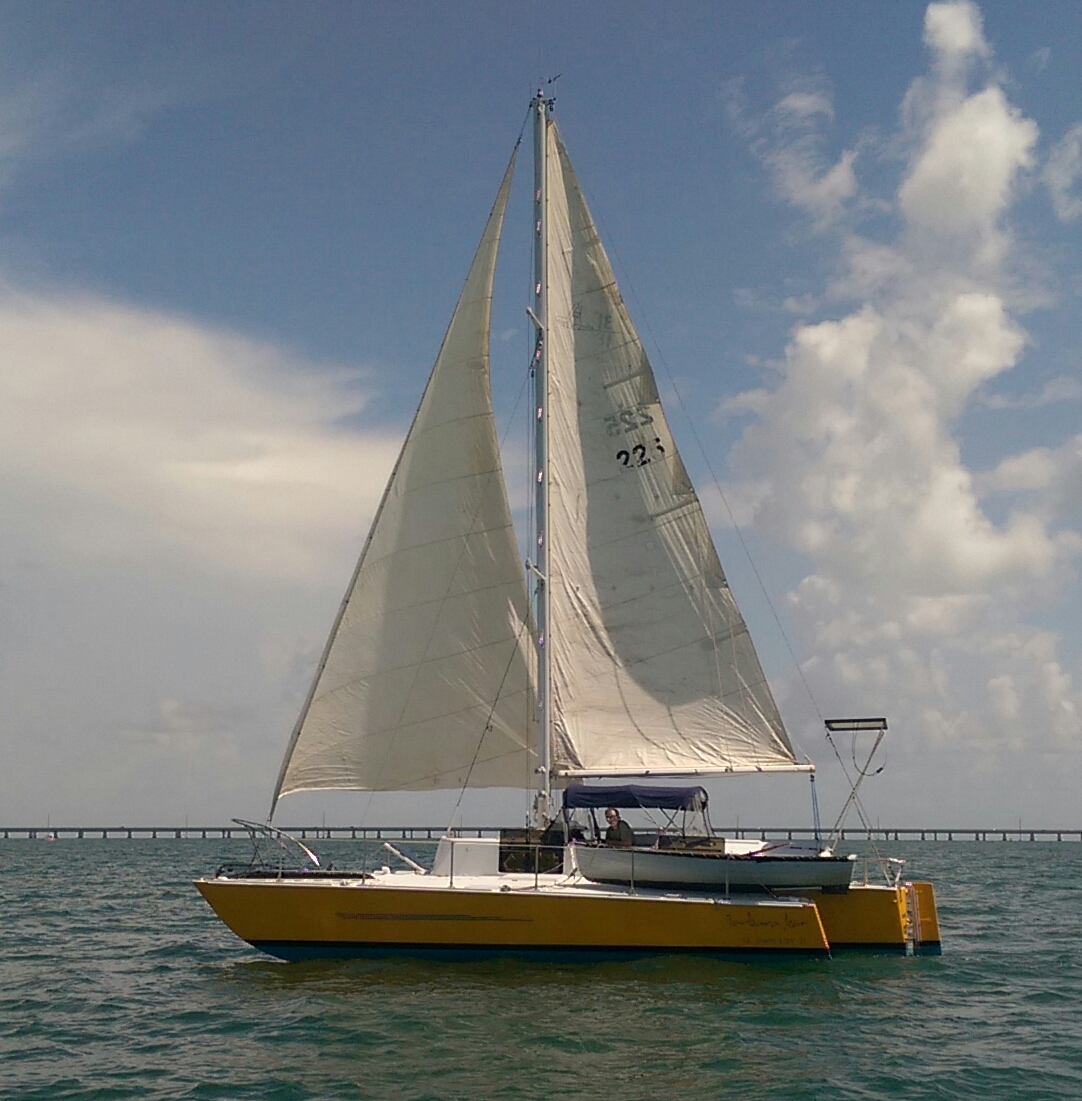 FidgityFeet: Searunner 31 Trimaran for sale