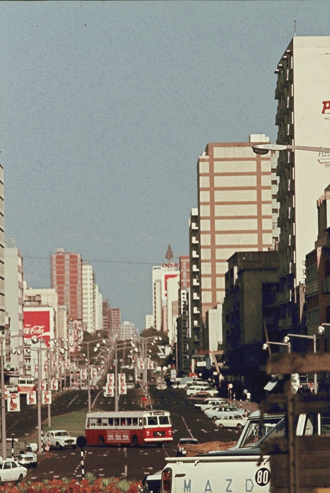 Prédios dos anos 60 no Alto Maé - Rua João Albasini