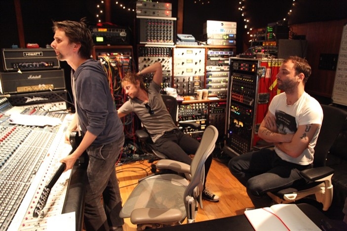 MUSE : 2012 MUSE Photo: Recording Album 6