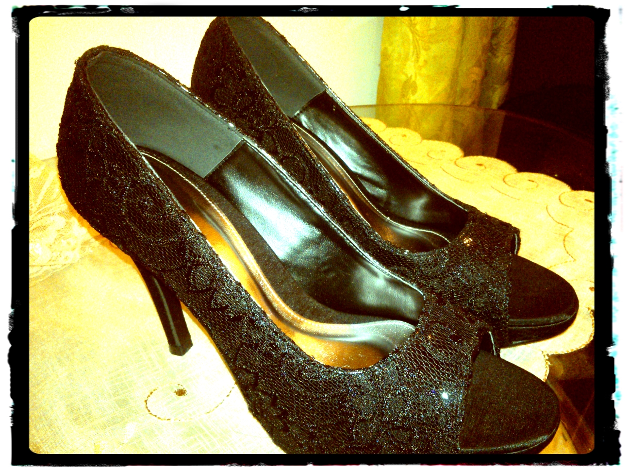 Sweet. Love. Life: B2B TASK [28]: D.I.Y - CARI IDEA DESIGN KASUT NIKAH