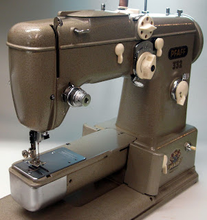 MI Vintage Sewing Machines: Pfaff 332 (1957)
