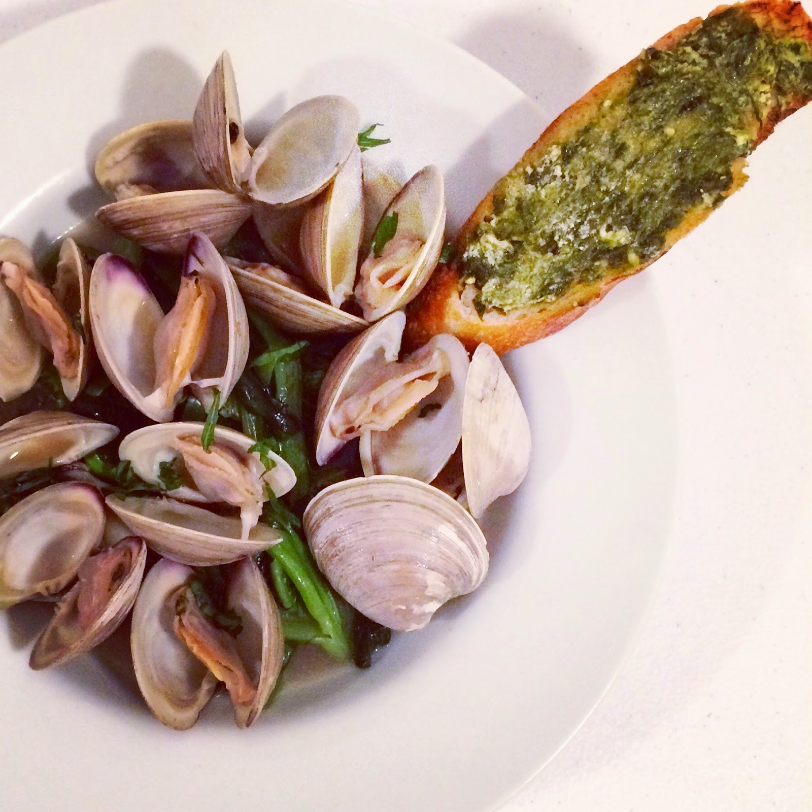 Savory Sweet Living: Beer-steamed Clams with Ramp and Goat Cheese ...