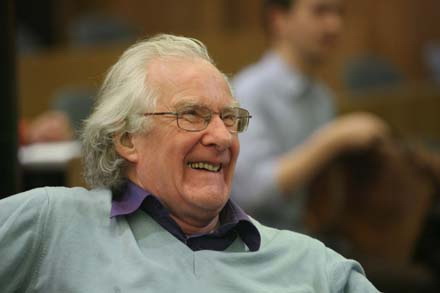 DIÁNOIA: POLIS VS CAOS: Alain Badiou: En filosofía es importante tener ...