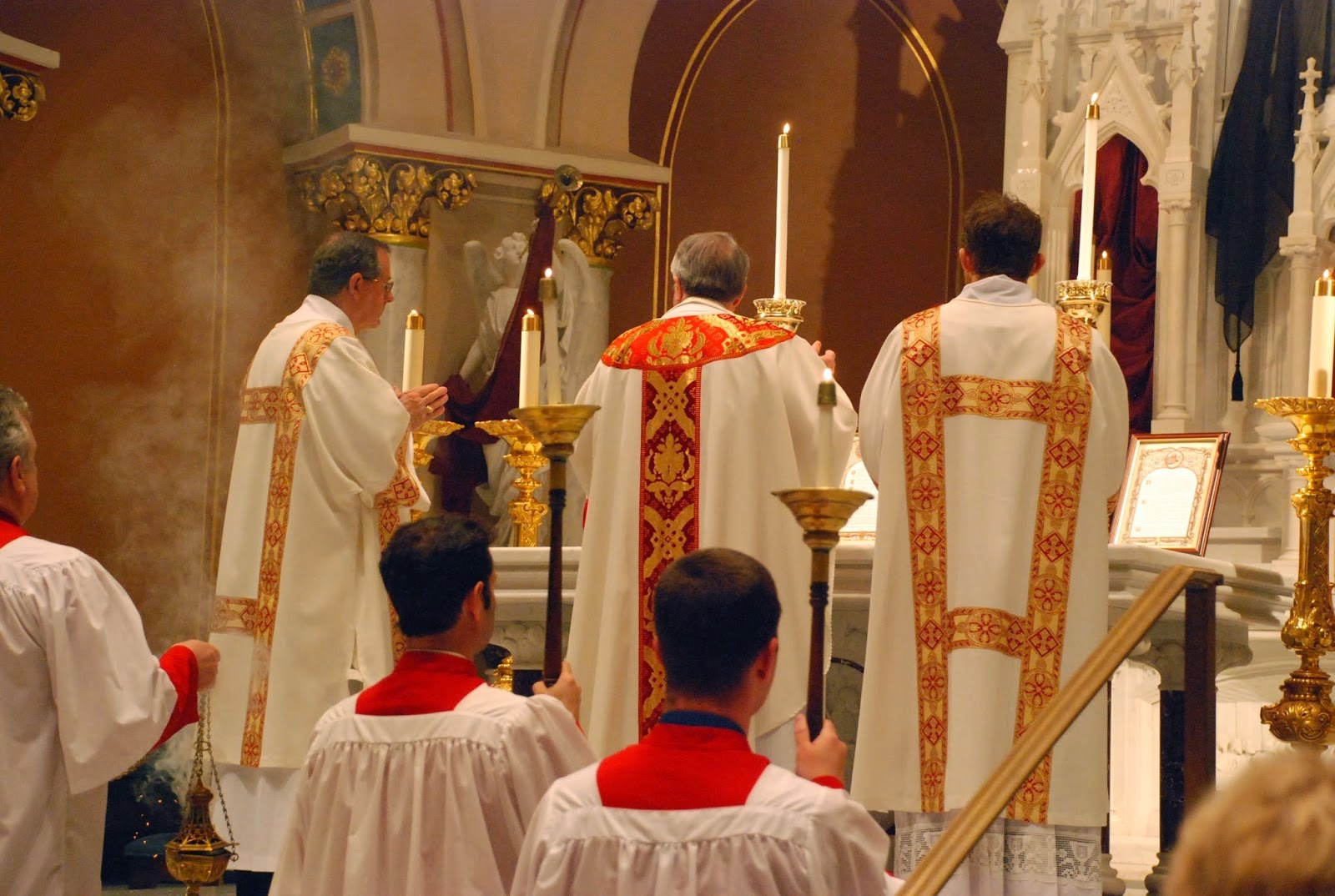 southern orders: NOBLE SIMPLICITY, CATHOLIC IDENTITY IN LITURGY