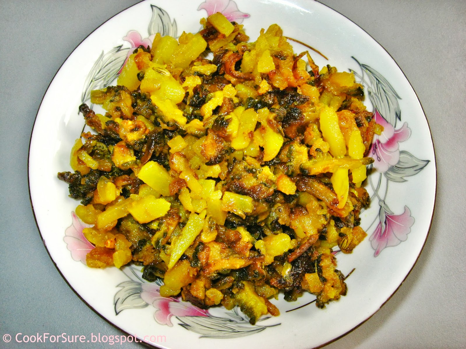 Uchche Aloo Jhuri (Bittergourd & Potato Jhuri)