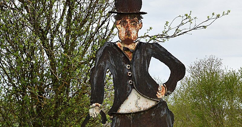 My Life in the Charente: Aveyron- the brilliant sculptures of André Debru