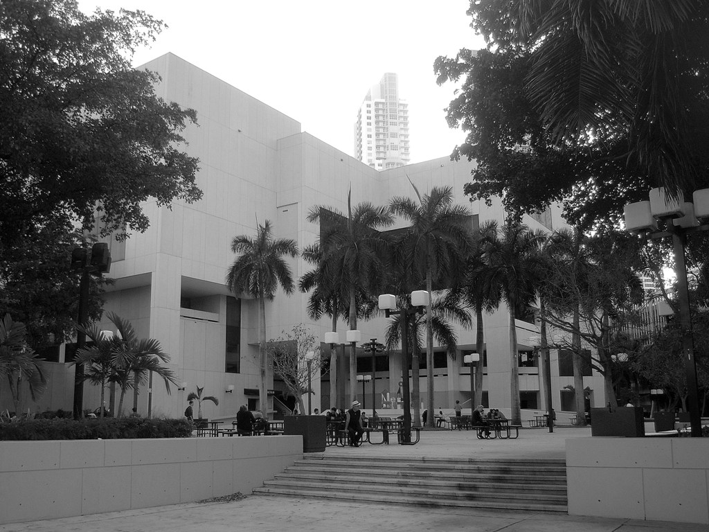 el imperio moderno: miami-dade college, mitchell wolfson new world ...