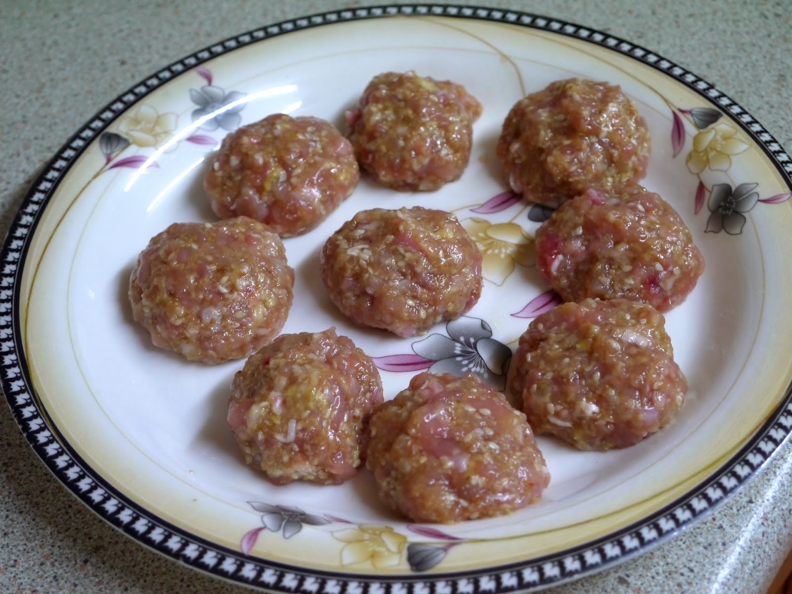 This Muslim Girl Bakes: Sesame Chicken Meatballs + Smashed Chickpeas.