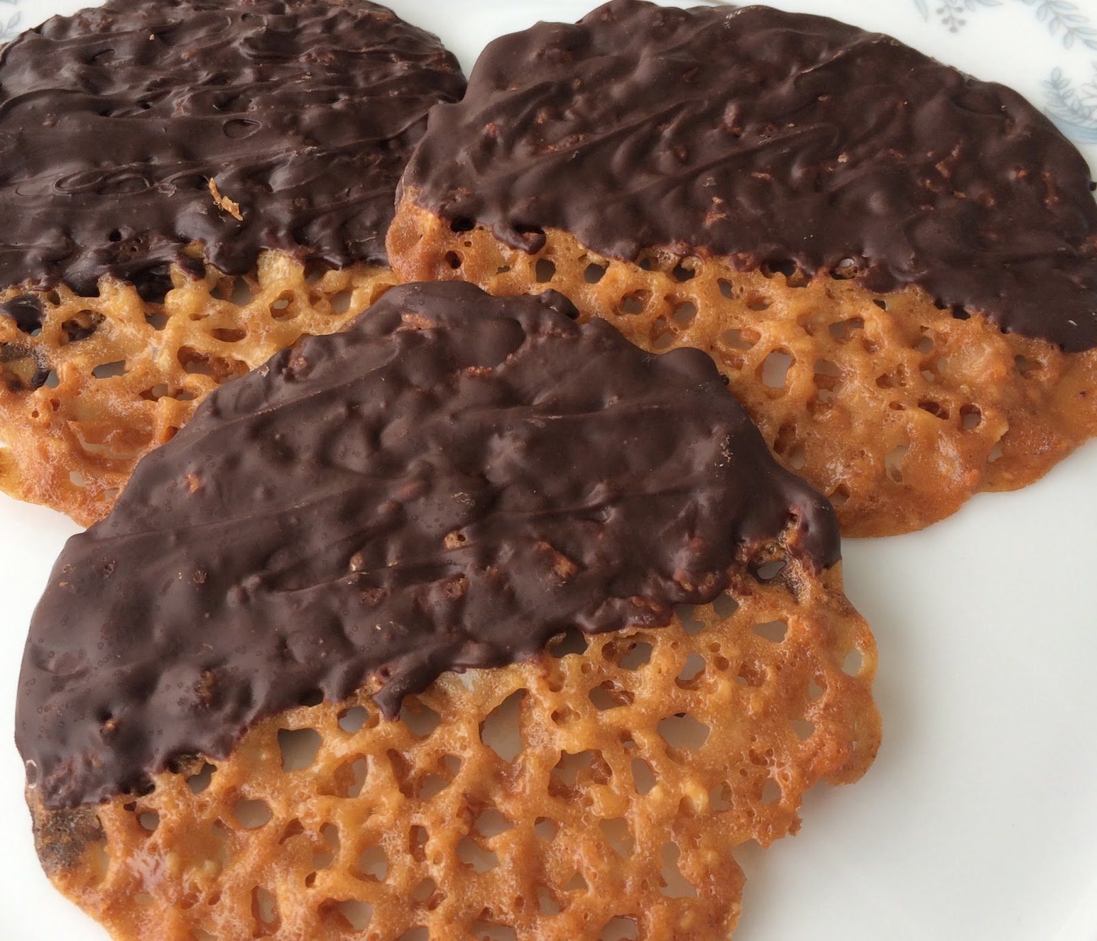 Share Dessert: Florentines