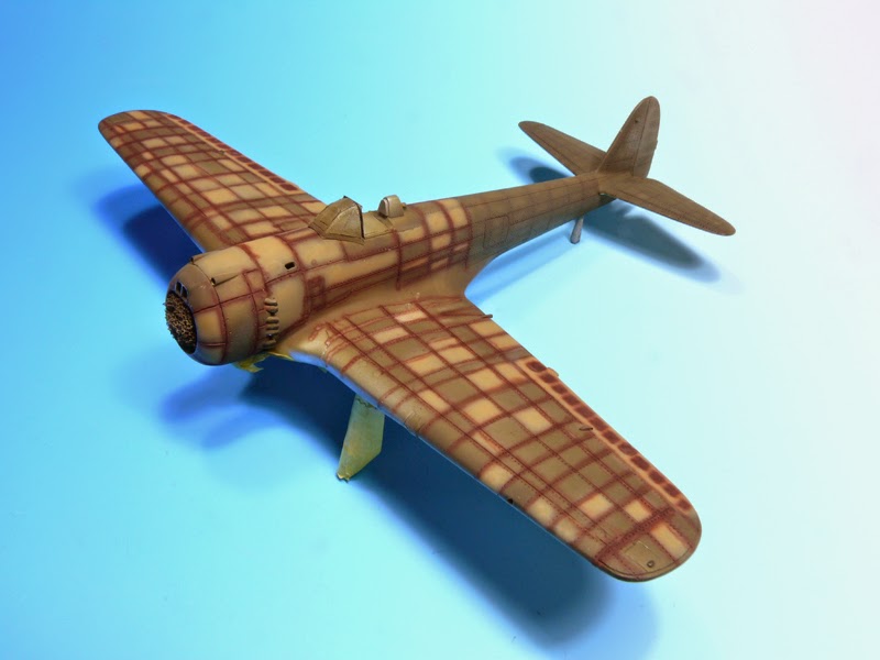 Those panel lines are way overdone. Real aircraft don't look like that ...