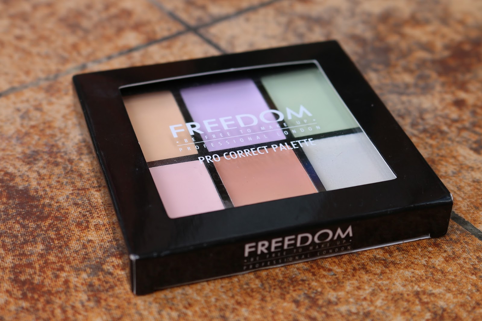 Freedom Makeup And Why I'm Not A Fan.... - She Might Be Loved