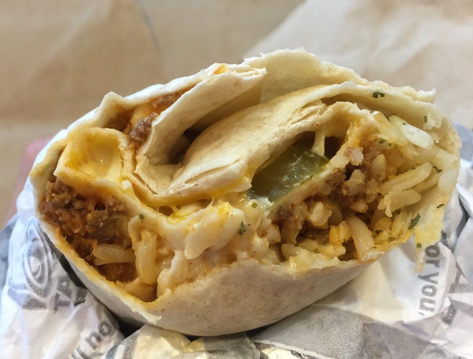 Spicy Cheesy Core Burrito From Taco Bell / タコベルのスパイシー チージーコア ブリトー ~ I'm ...