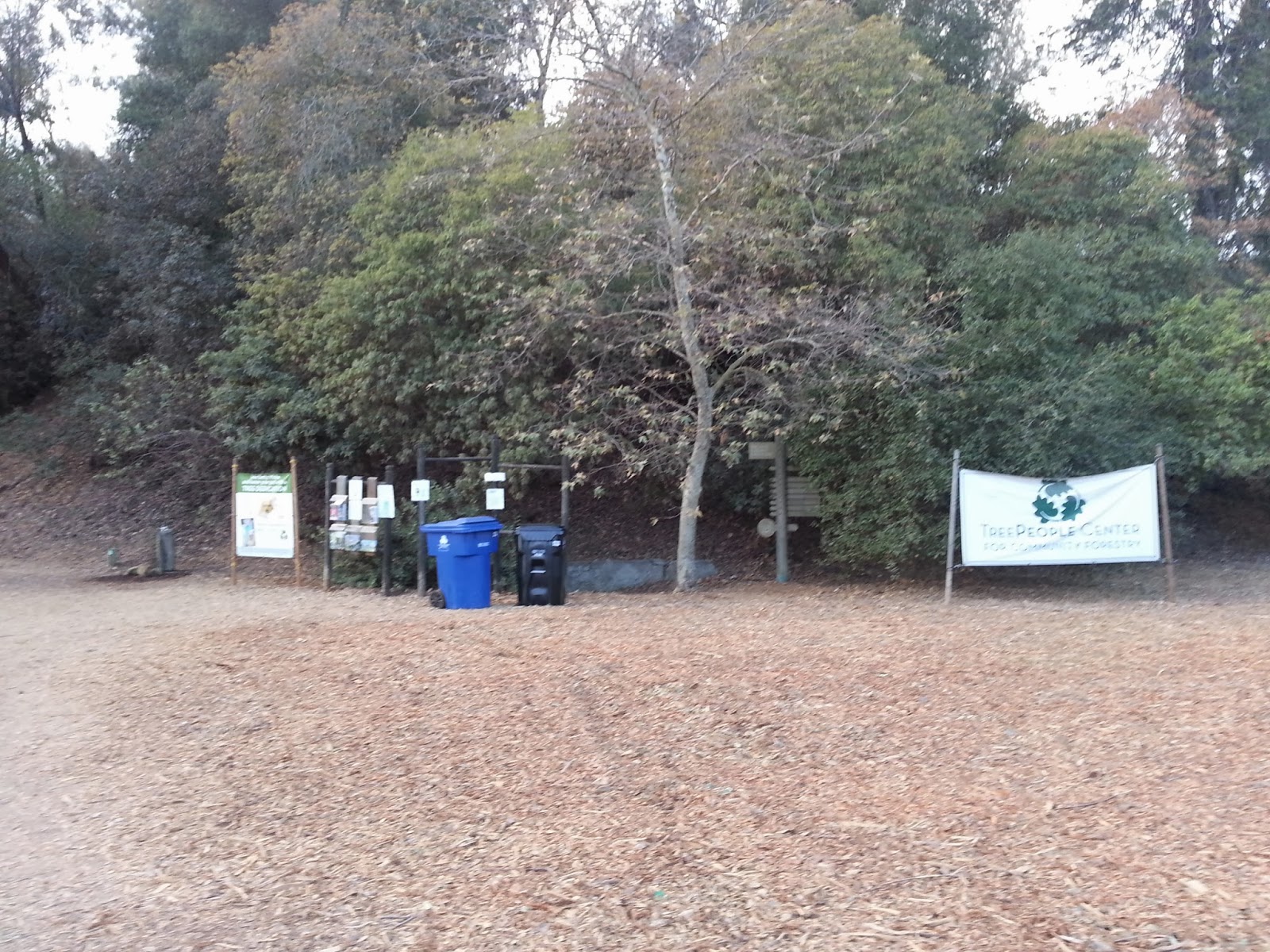 hikethevalleyLA: Studio City: Fryman Canyon, aka. Wilacre Park, aka ...