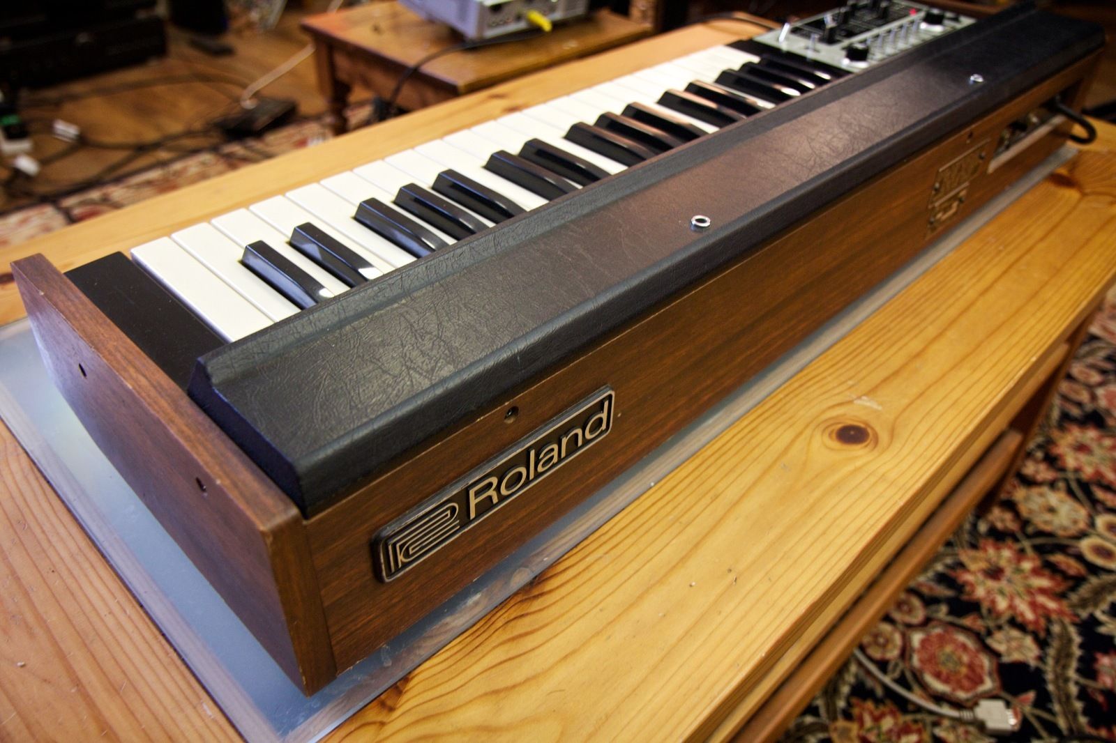 MATRIXSYNTH: Roland SH-2000 Analog Synthesizer SN 474981