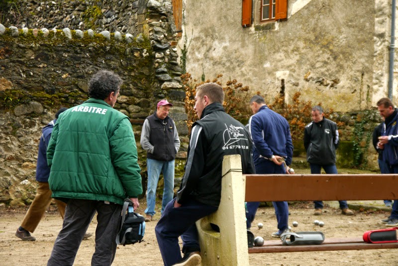 Le Pays Saint-Jeantais: L'ABSJ passe entre les gouttes