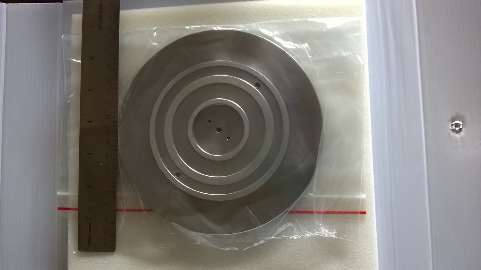 semiXicon: Porous Ceramic Vacuum Chuck Table Assembly