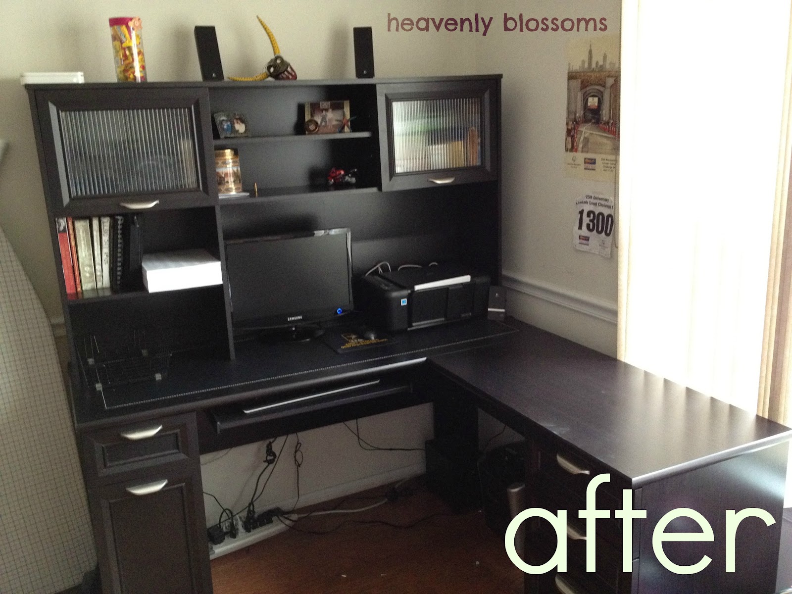 Heavenly Blossoms: 21 Day Challenge: I got my computer desk back!