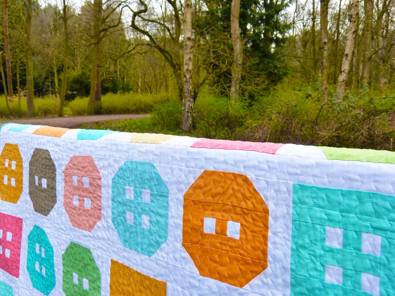 Pretty Little Quilts: Button Up Quilt