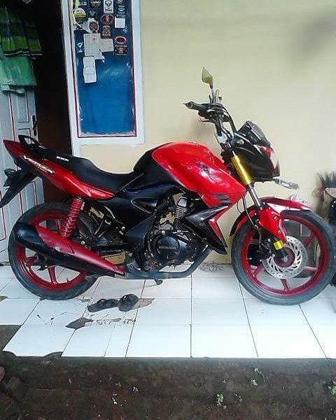 50 Foto Modifikasi Honda Verza 150 Tampil Gagah & Terbaru
