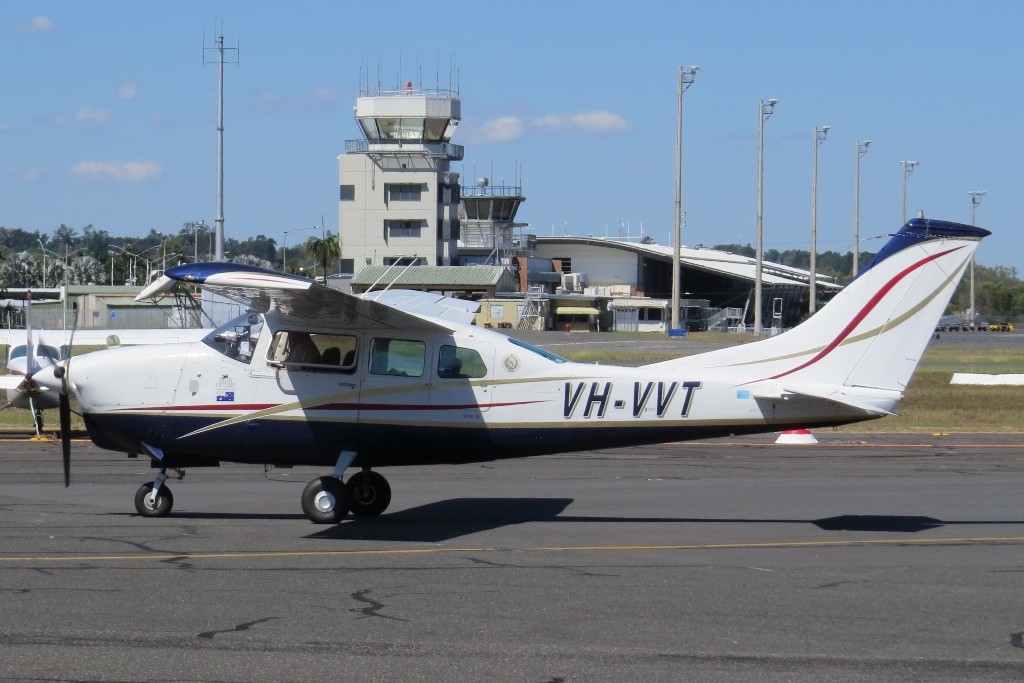 Central Queensland Plane Spotting: Cessna 200 Series Association Autumn ...