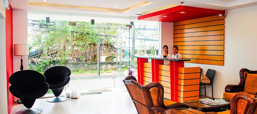 Tuggy's Travel: Red Coco Inn, Boracay