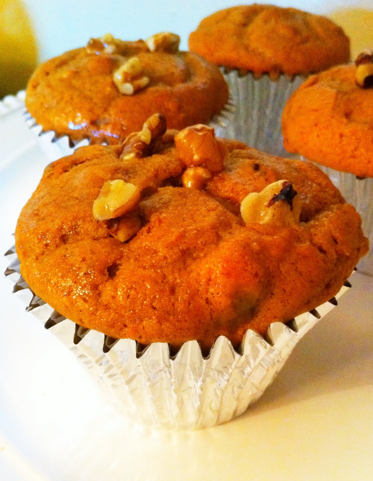 Cooking The Amazing: PUMPKIN SPICE MUFFINS