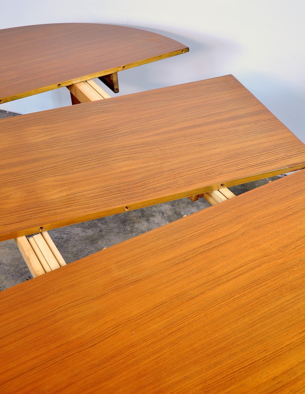 SELECT MODERN: Falster Teak Expandable Dining Table