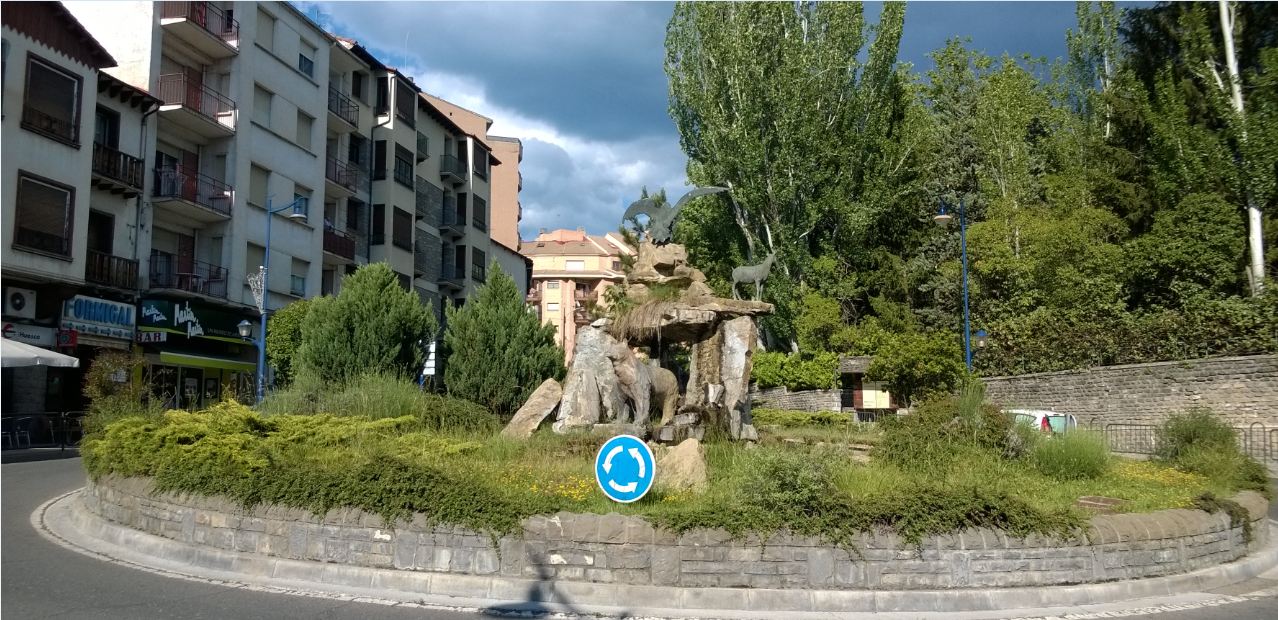 Sabiñánigo desde mi ventana: Las rotondas de Sabiñánigo