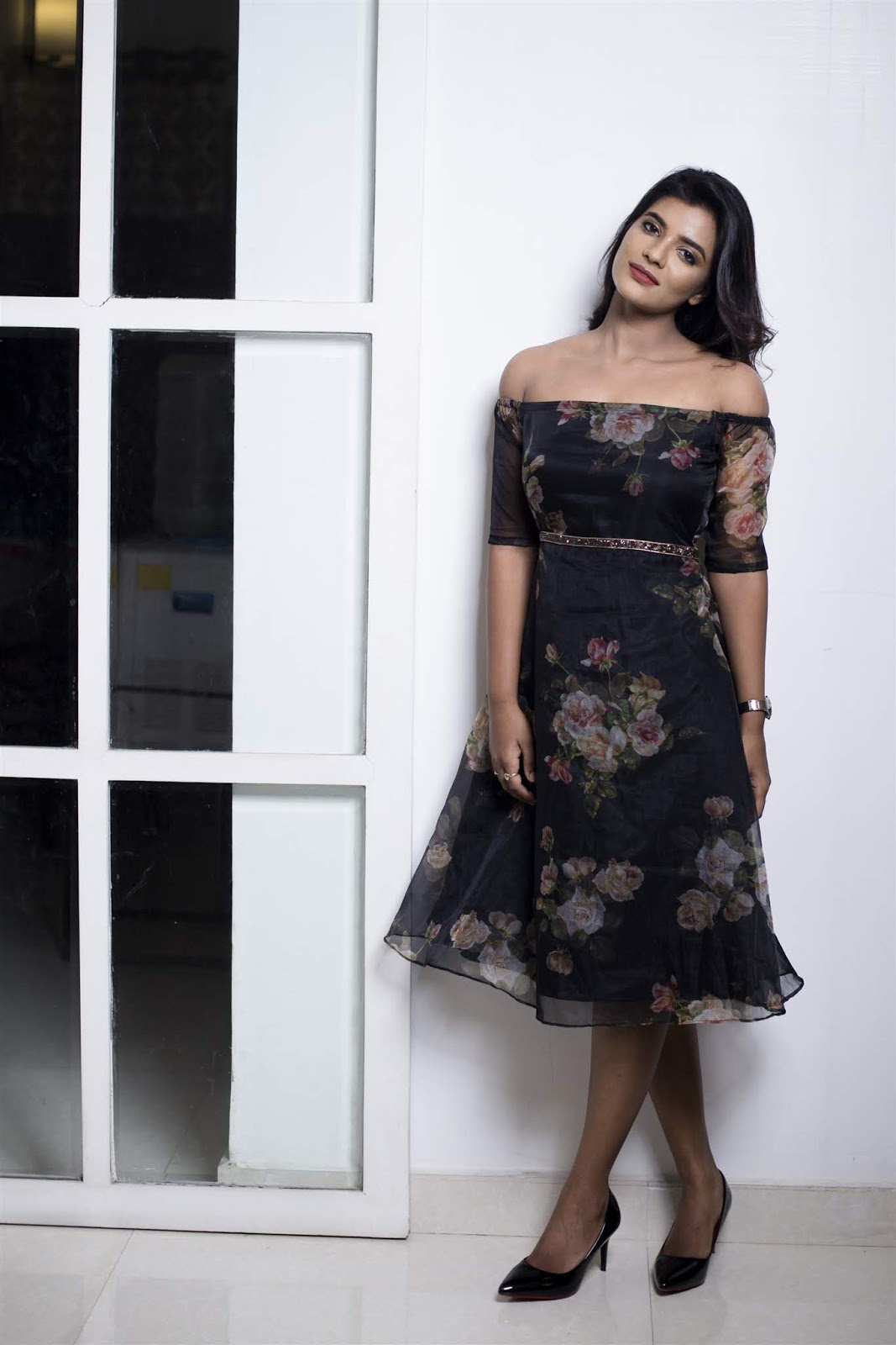 Actress Aishwarya Rajesh New Photoshoot Stills