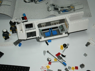 Toy A Day: #629 of Year 2 Lego 7034 World City Surveillance Truck