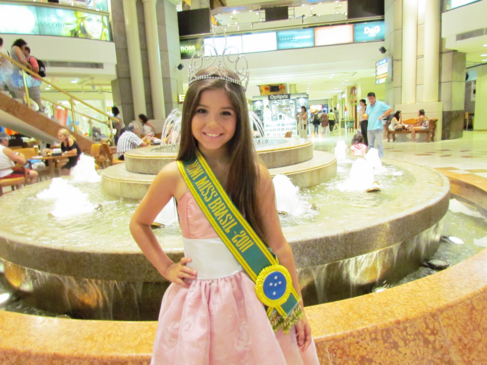 Juliê Rodrigues: Juliê Rodrigues Little Miss Universe Internacional