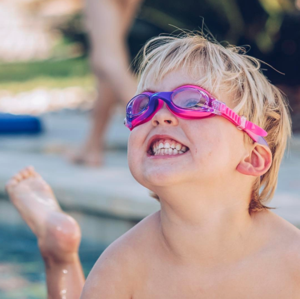 Feeding The Soil How To Teach A Child To Swim Properly feeding-the-soil-how-to-teach-a-child-to-swim-properly