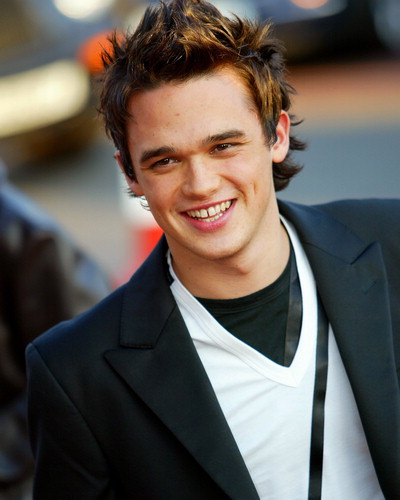 Gareth Gates | Celebrities Photos Hub