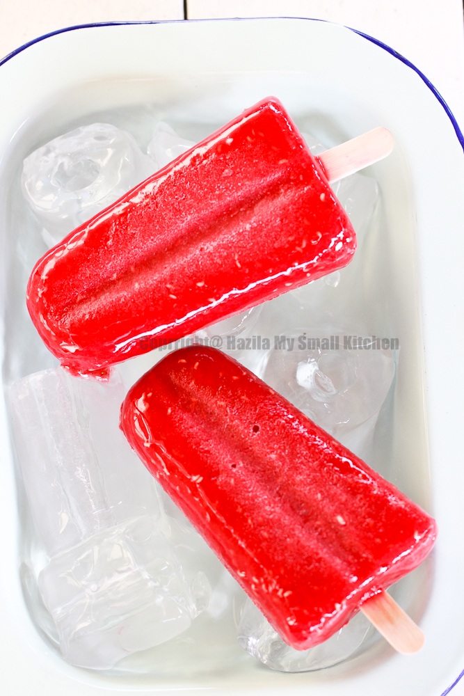 My Small Kitchen: Raspberry Ice Pops