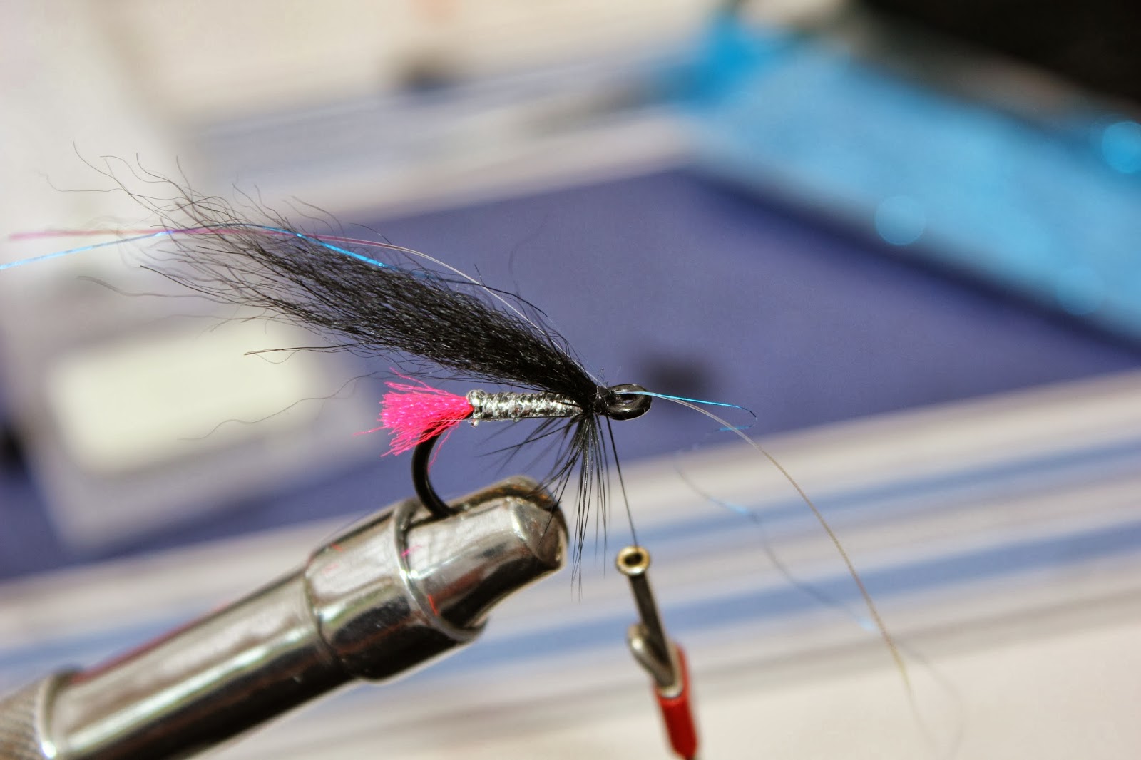 Magnus fiske: Flugor