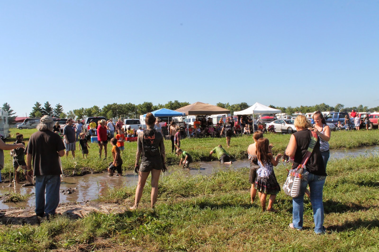 Lowrider In The Wind: Redneck Revival Mud Bog