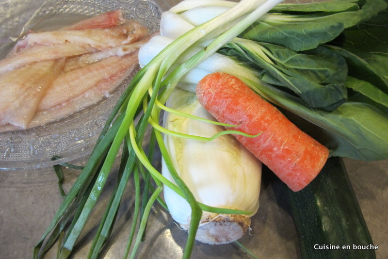Filets de carrelet à la crème et aux petits légumes