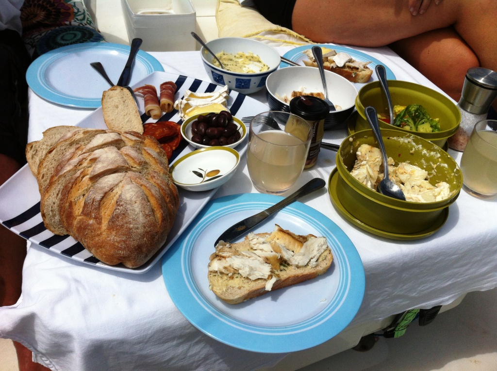 Dreamtime Sail: A few more days in Cid Harbour – Whitsunday Island