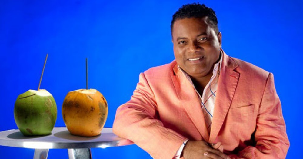 EnXclusiva: Pochy Familia lleva “Agua de coco” a la radio