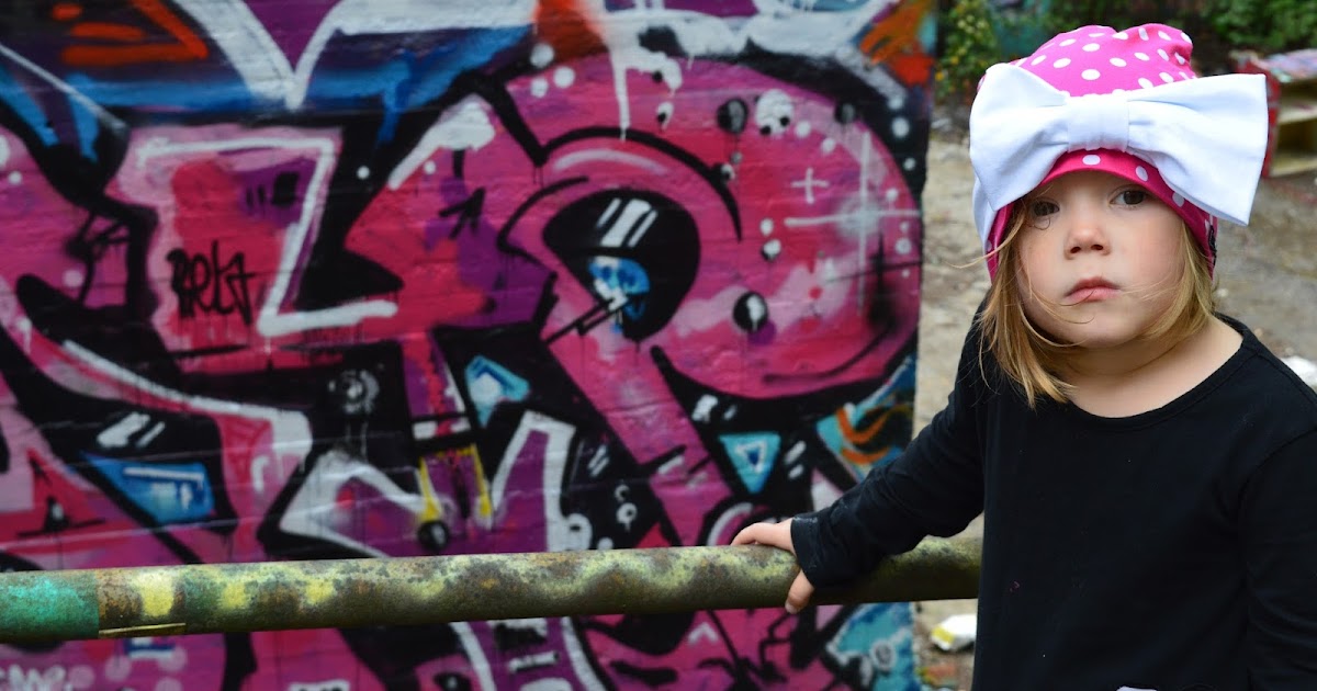 Kädenjälkiä sydämessä: TÄITÄ JA KIHOMATOJA