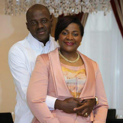 Pasteur Yvan Castanou