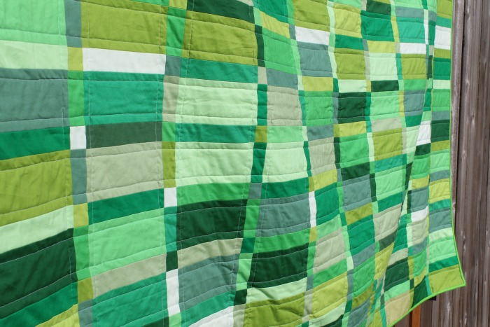 Snippets of Sweetness: Emerald Bracelet Lap Quilt